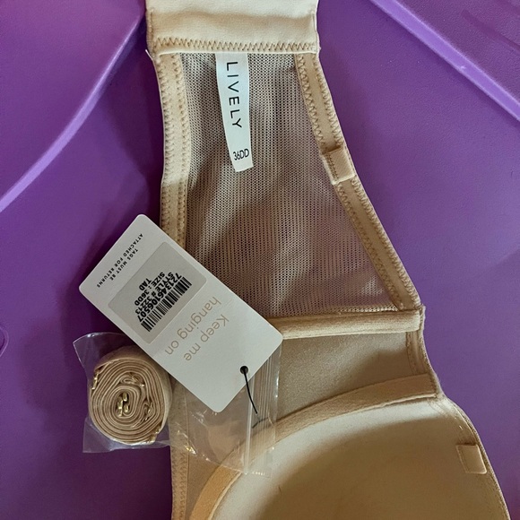 Lively | Intimates & Sleepwear | Lively Strapless Bra W Removable ...